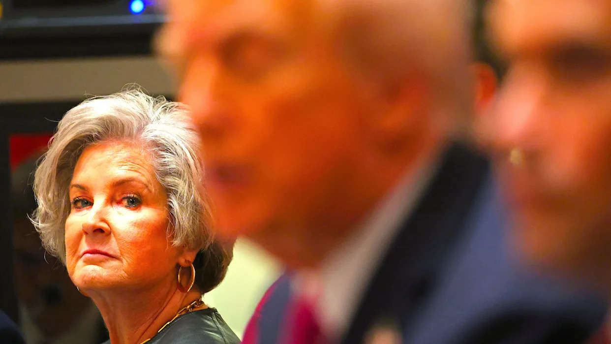 Susie Wiles and White House Caught Off Guard as Trump Rapidly Pardons ...